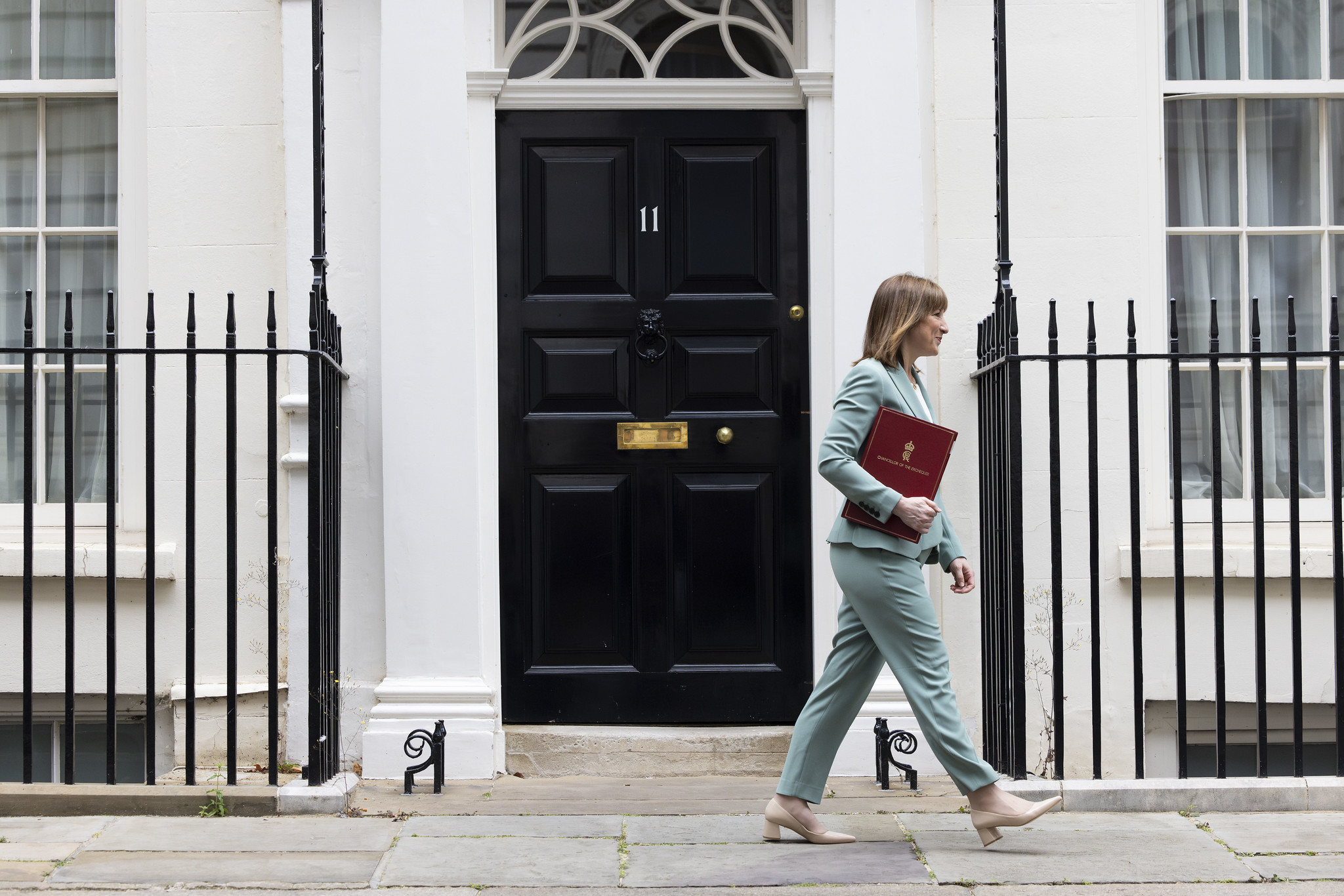 What Are Rachel Reeves' Inheritance Tax Changes? - HomeOwners Alliance